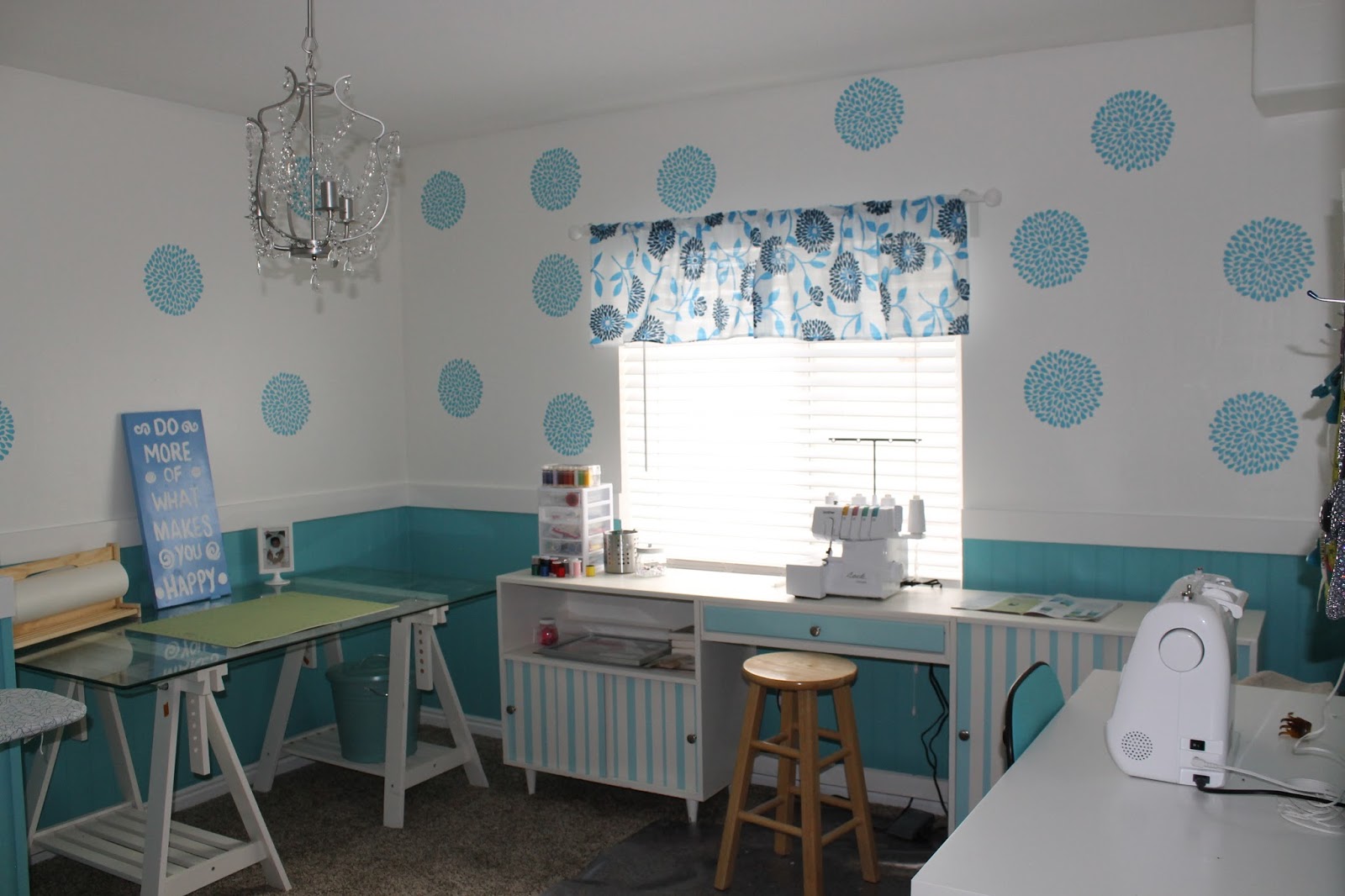 A Peak into my Sewing Space | The Stitching Scientist